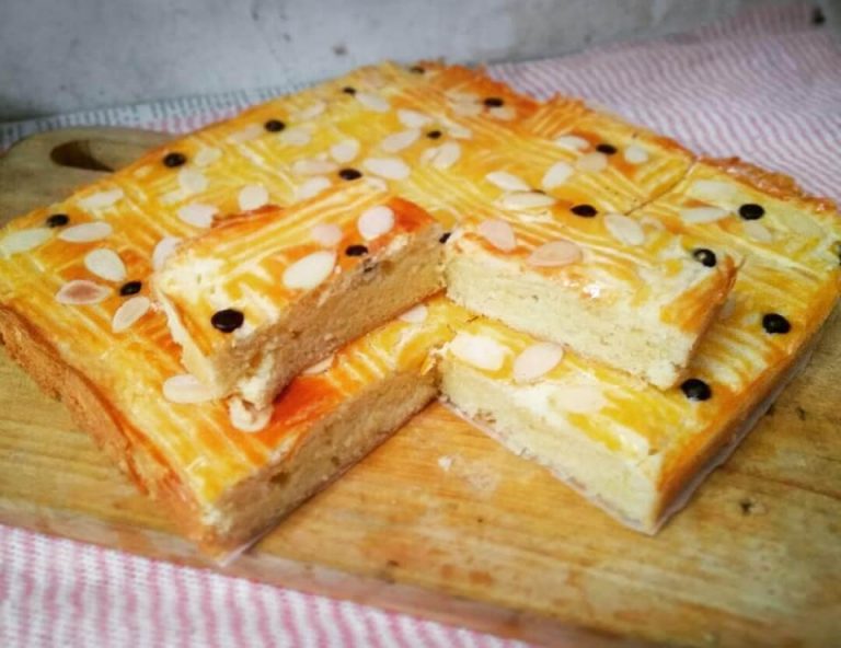 LEKKER HOLLAND/DUTCH BOTTERKOEK by Astri Kusmanti